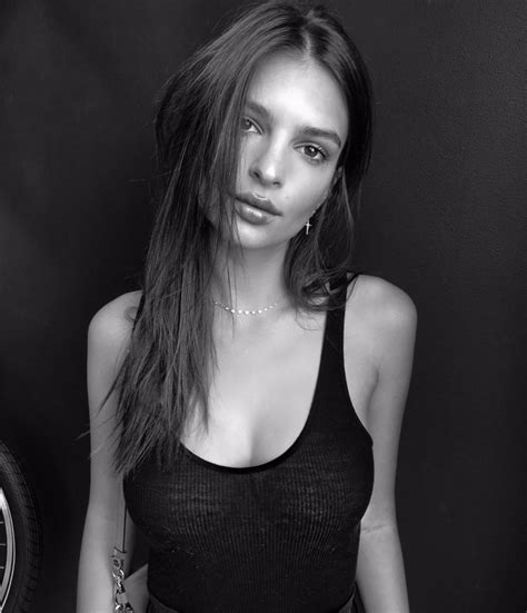 Emily Ratajkowski Sexy Photos The Fappening Leaked Photos 2015 2023