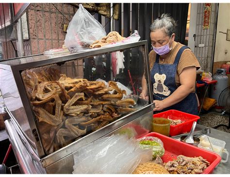 屏東麟洛│拜訪無人車站，尋覓四周隱藏版美食！ 餐廳指南 愛吃橘 橘世代