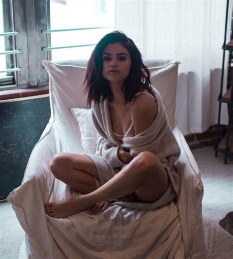 Insta Model Selena Gomez And Teens Image 6011544 On