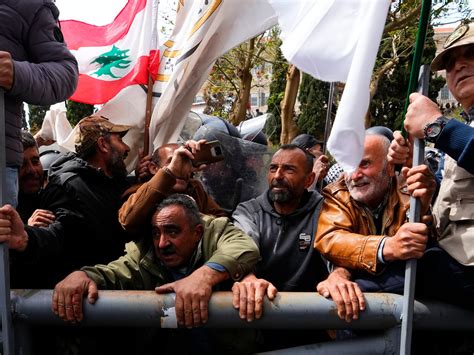 Humanitarian Aid Alone Cannot Save Lebanon Opinions Al Jazeera