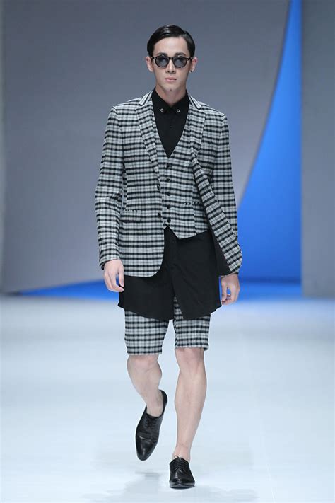 Liu Yong Spring Summer 2015 Fucking Young