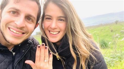 למרות שניסו לשמור מתחת לרדאר גלעד שליט ואשתו בצעד דרסטי