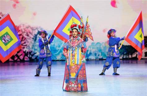 贵州贵阳首届“筑光杯”中小学生戏剧比赛精彩纷呈 人民图片网