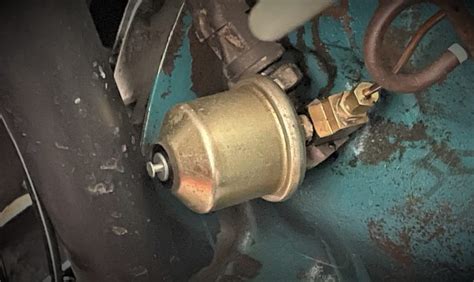 Gauge What Is A Sending Unit We Examine Common Sender Types For Fuel Level Oil Pressure