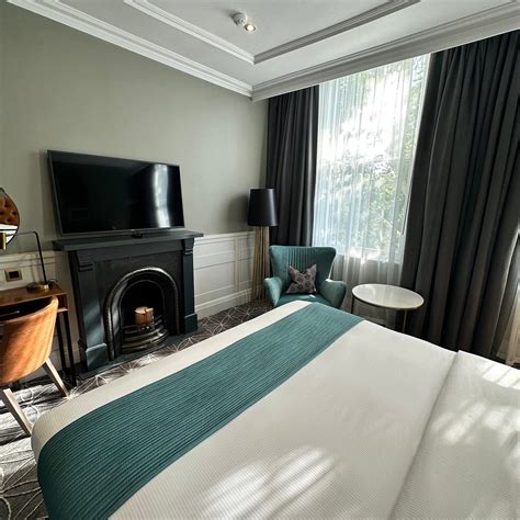 100 Queens Gate Hotel London Kensington Curio Collection By Hilton