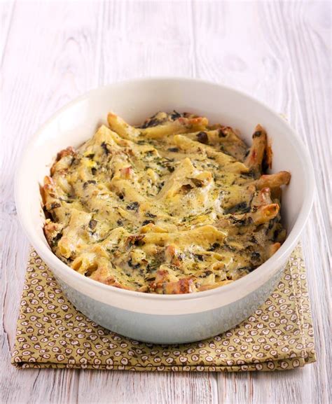 Spinach And Cheese Pasta Bake Stock Image Image Of Penne Pasta