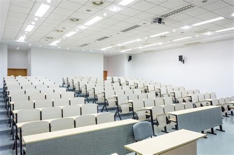 Premium Photo White Class Room