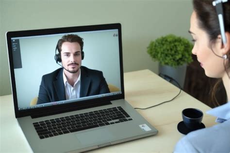 What is Interview Bias? [Understanding Its Impact and How to Avoid It]