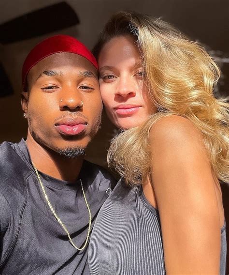 ‘the Challenge Stars Amber Borzotra And Chauncey Palmer Expecting First
