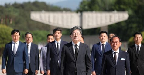 유승민 현충일에 박정훈 대령 생각채상병 사건 진실 밝혀야