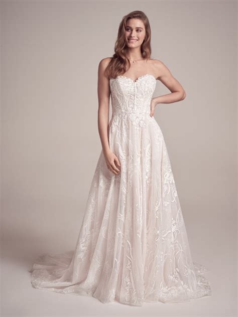 Evelina Avenir Bridal Boutique