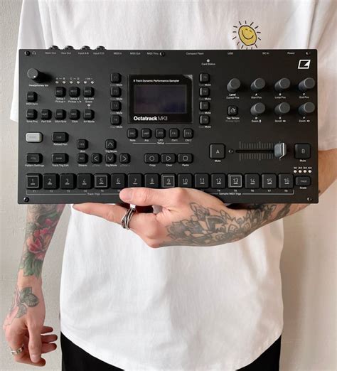 Octatrack MK2 професійний та прокачаний семплер від шведської компанії Elektron створений