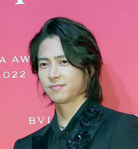 山下智久、電車移動に騒然！山手線乗車ショットに「隠せないオーラが」「キュンとする」 スポーツ報知