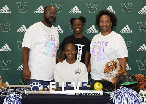 Trinity Mcgloster Signs To Jackson State University Vicksburg Daily News