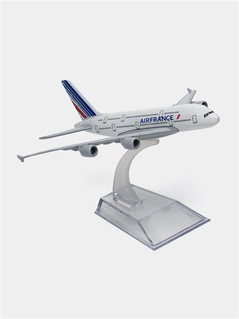 Модель самолета Air France Airbus A380 16 14 см купить по низким