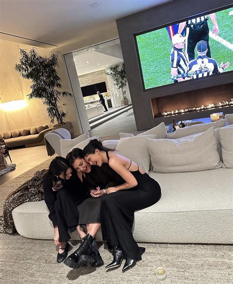 Kylies Thanksgiving Ig Story And Post Rkuwtk