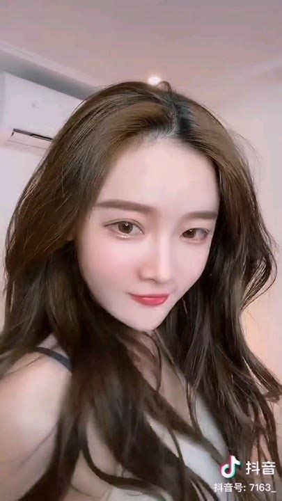 可爱在性感面前一文不值 Youtube