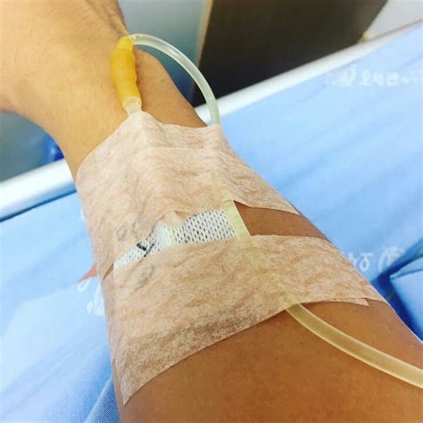 병원에 입원할때 꼭 맞는 수액 인스티즈instiz 이슈 카테고리