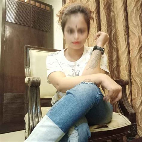 Model Escorts Delhi Rosy Escorts