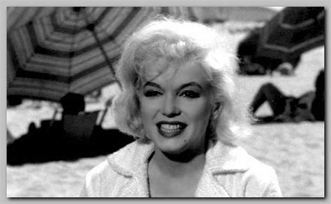 Some Like It Hot Marilyn Monroe Photo 14299393 Fanpop