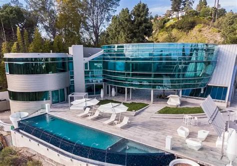 Stunning Glass House In Beverly Hills Priced At 34995000 Ed Niles