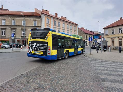 Tarnów Gazeta wydarzenia i wiadomości internetowe Ilustrowany