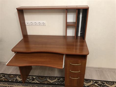 Стіл компютерний 1 300 грн Офісні меблі Камянець Подільський на Olx