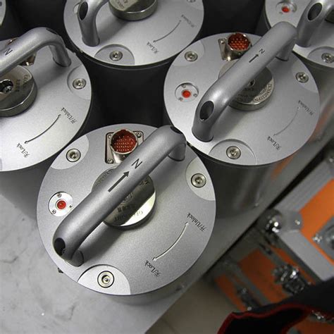 Digital Broadband Seismograph Seismic Pulse Self Calibration Mode