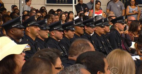 Heavy Hearts For Dallas At Lapd Graduation Ceremony Cbs News