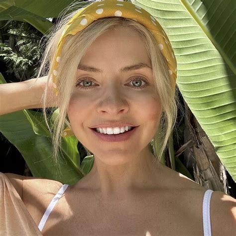 Holly Willoughby Spills On Common Sex Problem But There Are Ways To Beat It Daily Star