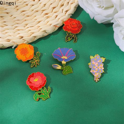 Ghim cài áo Miss Zoe hình hoa hồng thanh lịch cho nữ Shopee Việt Nam