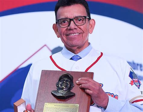 Fernando Valenzuela fue inmortalizado Líder en deportes