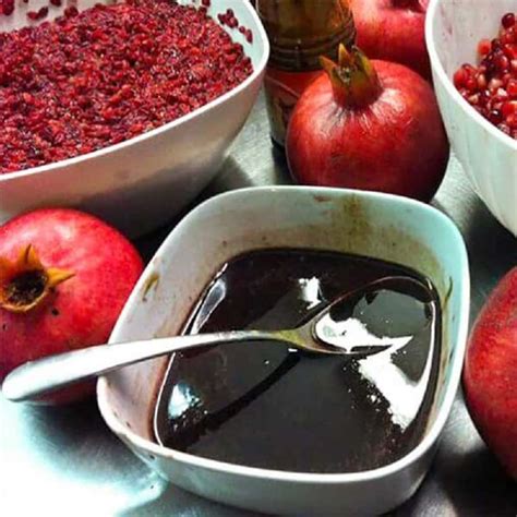 سس رب انار برای ذرت؛ قوطی شیشه ای قرمز یاقوتی ویتامین A K C آراد