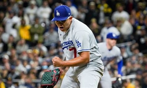 Julio Urías Se Convierte En El Primer Mexicano En Ser Campeón De