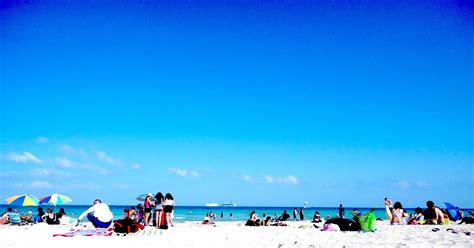 Everybody Loves Miami Sexiest Beach In Florida Miami Beach