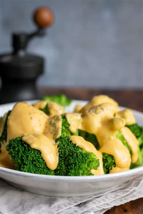 Broccoli And Cheese Sauce Veggie Desserts