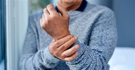 Leukaemia Symptoms Include Sign On The Hands What To Spot Uk