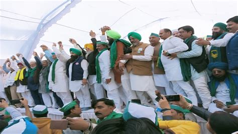 Lucknow Mahapanchayat Droves Of Farmers Celebrate First Victory