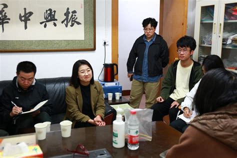 下基层 察民情 解民忧 暖民心体育学院直属党支部书记何婷一行前往武汉理工大学东社区调研 湖北商贸学院