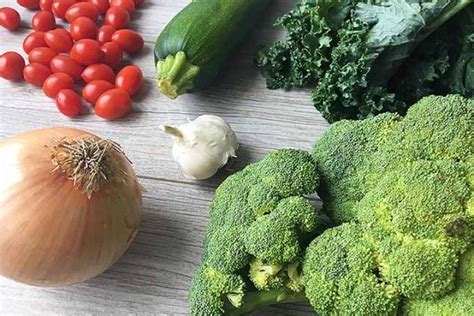 A Fast And Easy Vegetable Saute Healthy Food For Busy Days Foodal