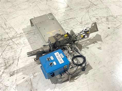 Automated Label Applicator System Rx Bottle Vial Labeler Tb 23 01 L