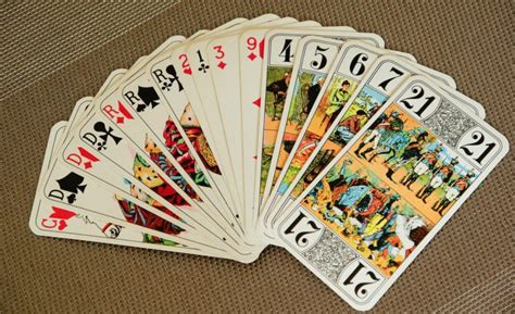 Tarot et Belote Club Léo Lagrange de Lorient