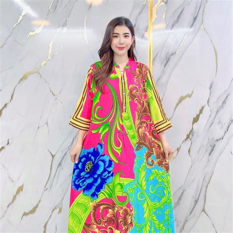 ពិភពម៉ូតសម័យថ្មី Added A New Photo ពិភពម៉ូតសម័យថ្មី