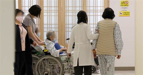 2027년까지 국민 100만명 심리상담 지원청년 2년마다 정신검진