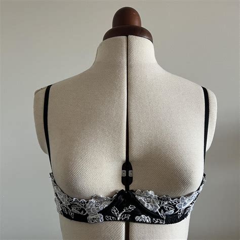 Women S Black And White Bra Depop