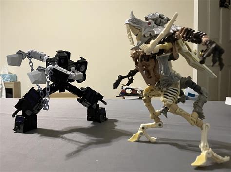 Motormaster Vs Fossilizers R Transformers