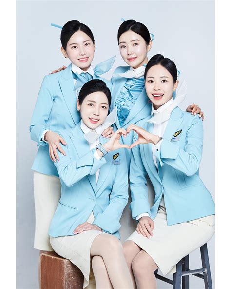 써드비스튜디오 우정사진 커플사진 개인프로필 ️💕 대한항공 대한항공승무원 우정사진 우정사진촬영 우정사진스튜디오 커플사진 커플사진포즈 커플사진관 가족