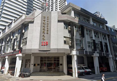 記者 編輯部 女子感情糾紛找友人訴苦 竟墜8樓摔斷腿 ｜ 梅花新聞網
