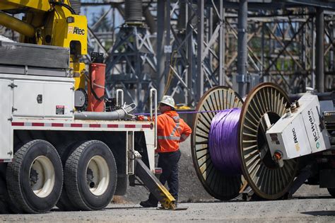 Windstorm Knocks Out Power To Thousands Of Bc Hydro Customers Along