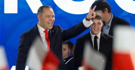 Кој е Карол Навроцки новиот претседател на Полска